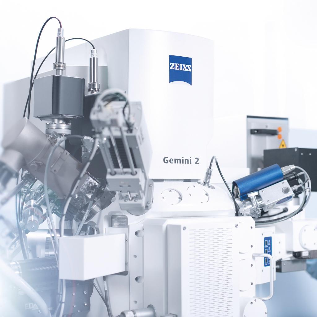 ZEISS Crossbeam: Feldemissions-Rasterelektronenmikroskop für die Industrie